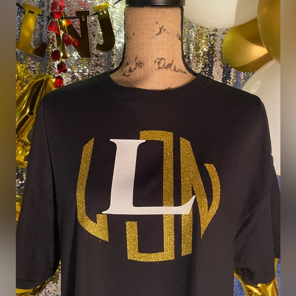Gildan | Tops | Beautiful Monogram Vinyl Tees By Lnj Designs | Poshmark
